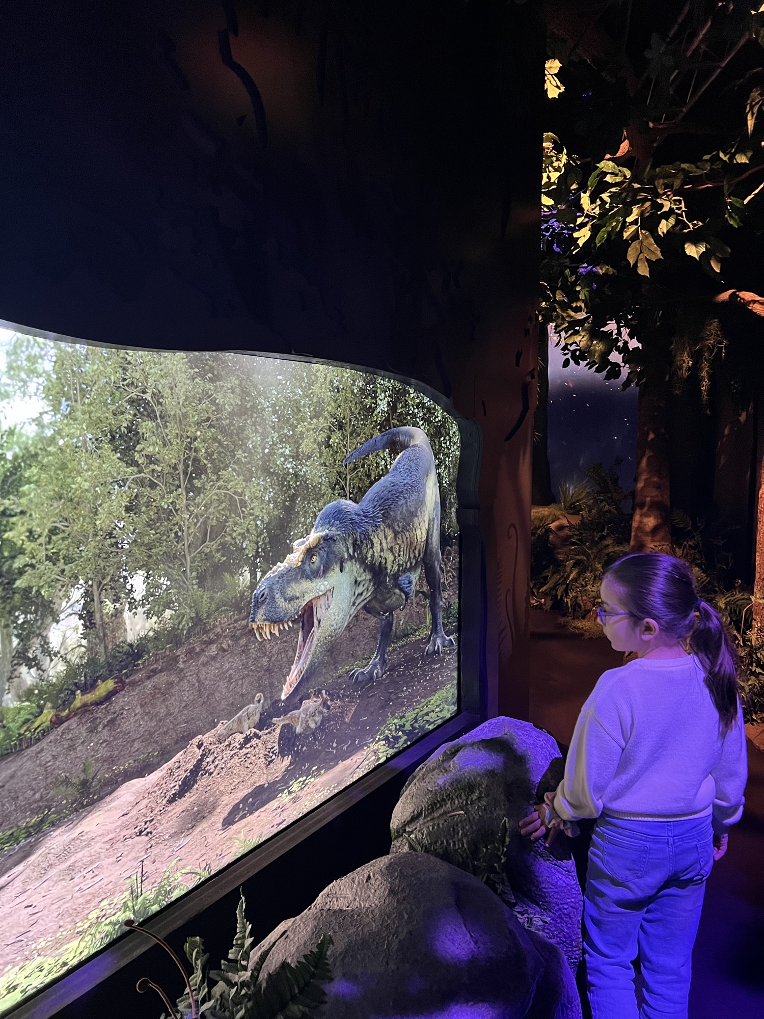 Victoria the T. Rex – Melbourne with Kidz (MWK)